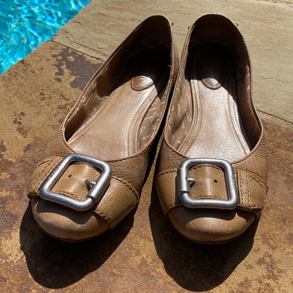 Fossil | Shoes | Fossil Flats | Poshmark